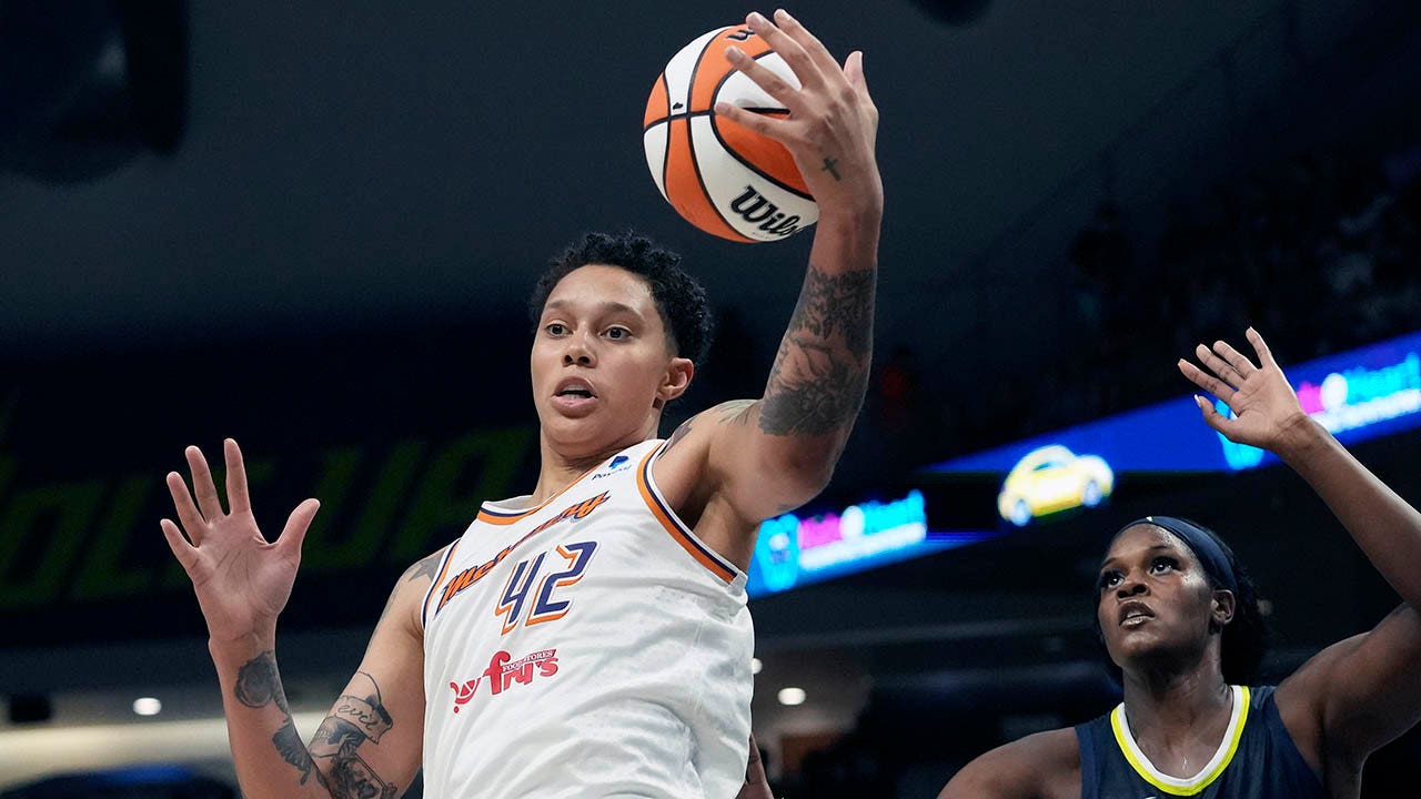 Brittney Griner compares Russian prison experience to current ICE ...