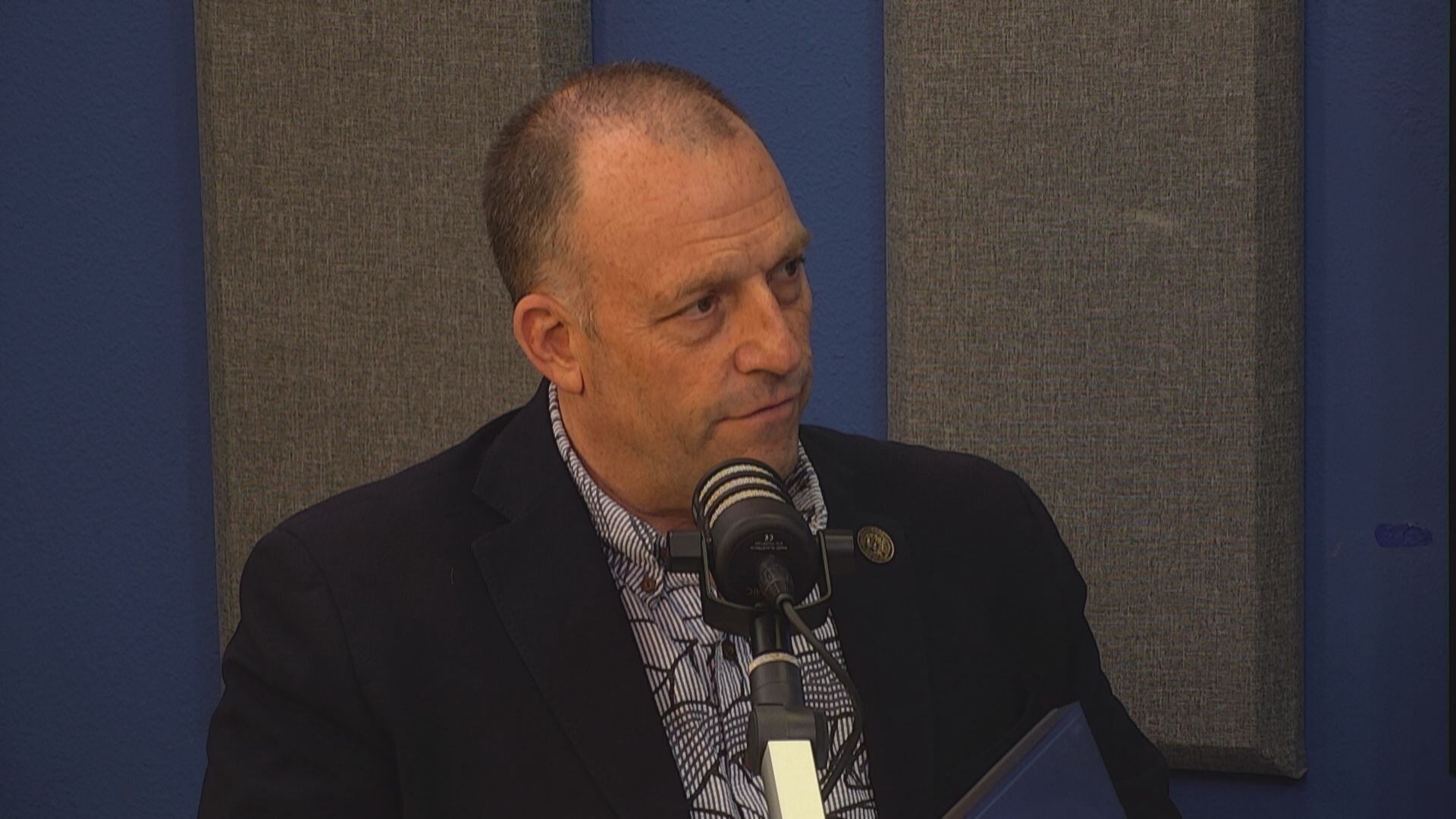 Spotlight now: Gov. Josh Green discusses immigration and health care in ...