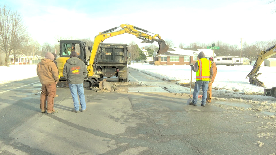 Extreme cold leads to water main breaks in Webb City