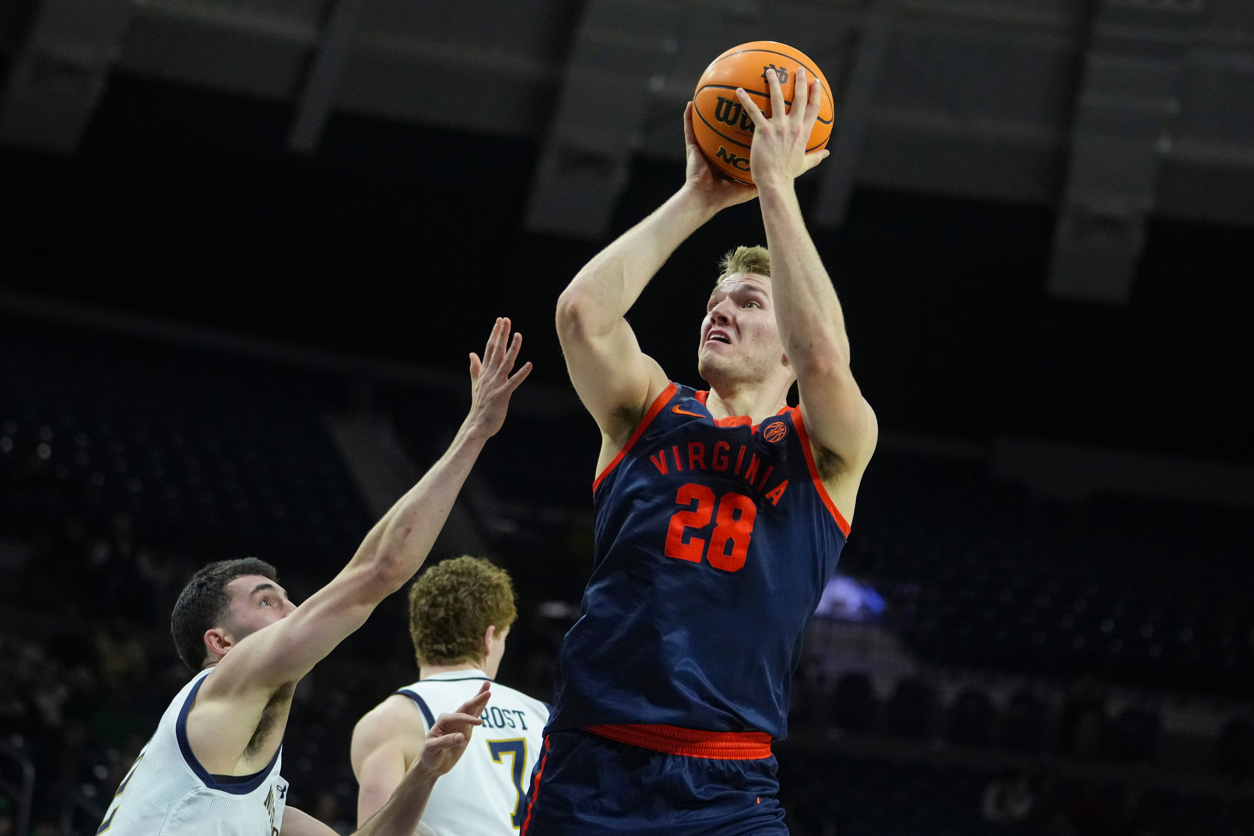 Thijs De Ridder scores 32 as No. 17 Virginia rallies from 19 down to ...