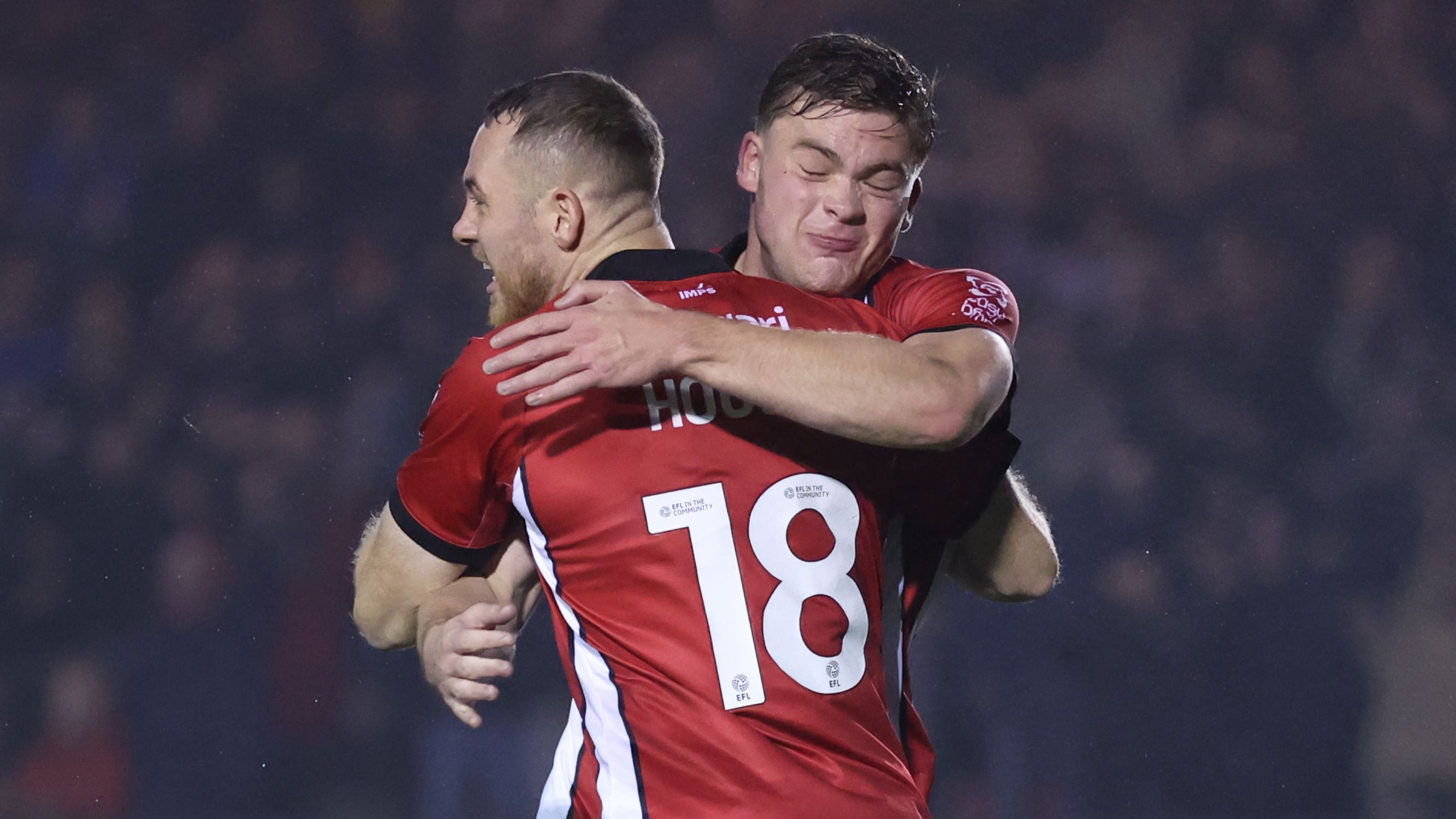 Lincoln continue promotion charge with comfortable victory over Bradford