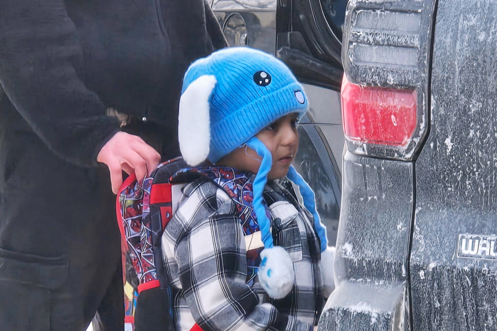 Eva Longoria sends sobering message to fans about ICE