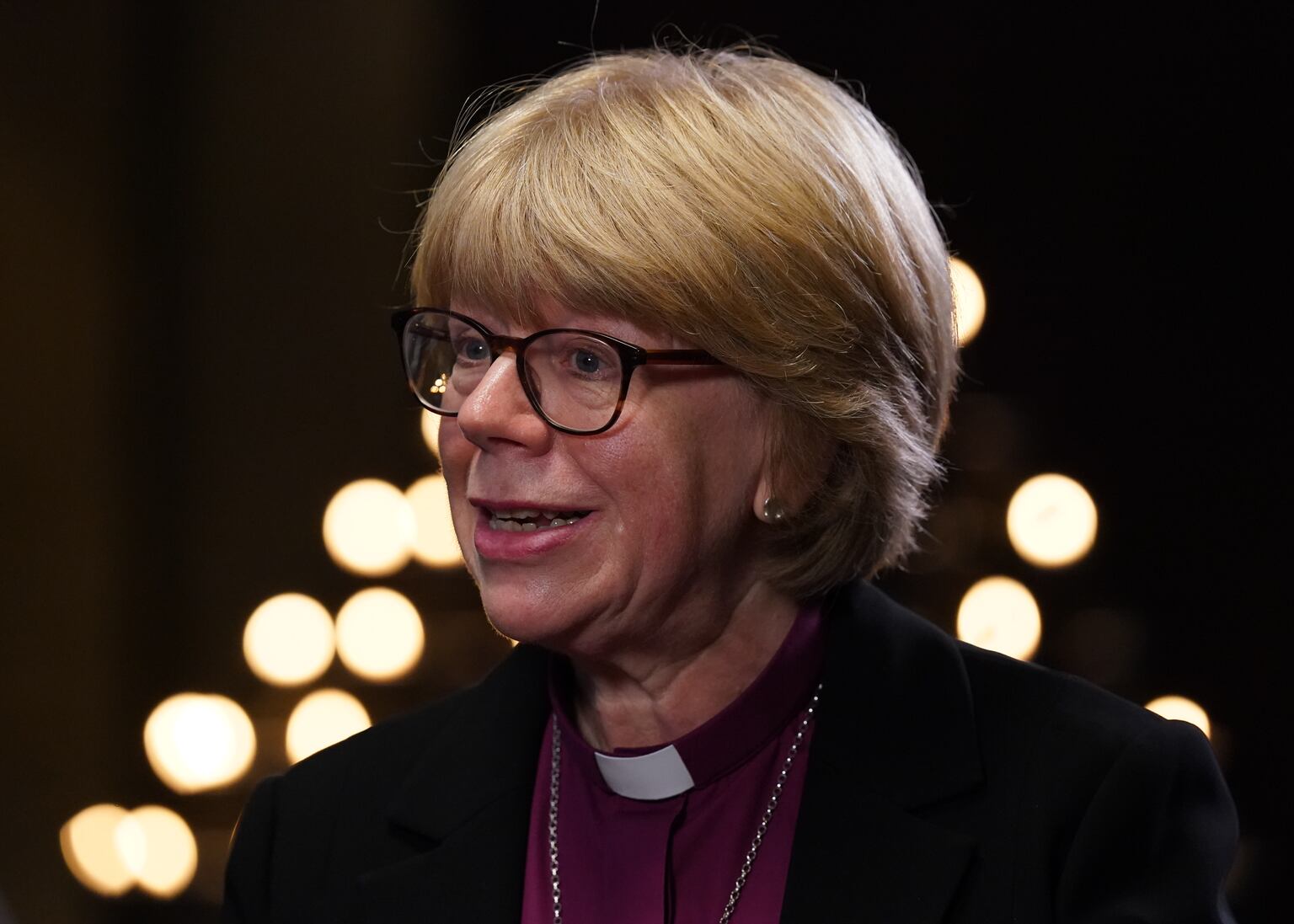 First female Archbishop of Canterbury to lead with 'calmness and ...