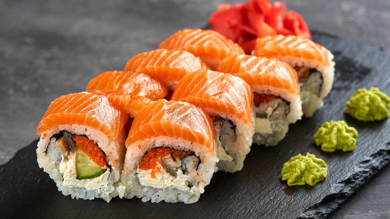 This $25 sushi party tray at Sam's Club is an unbeatable deal ...