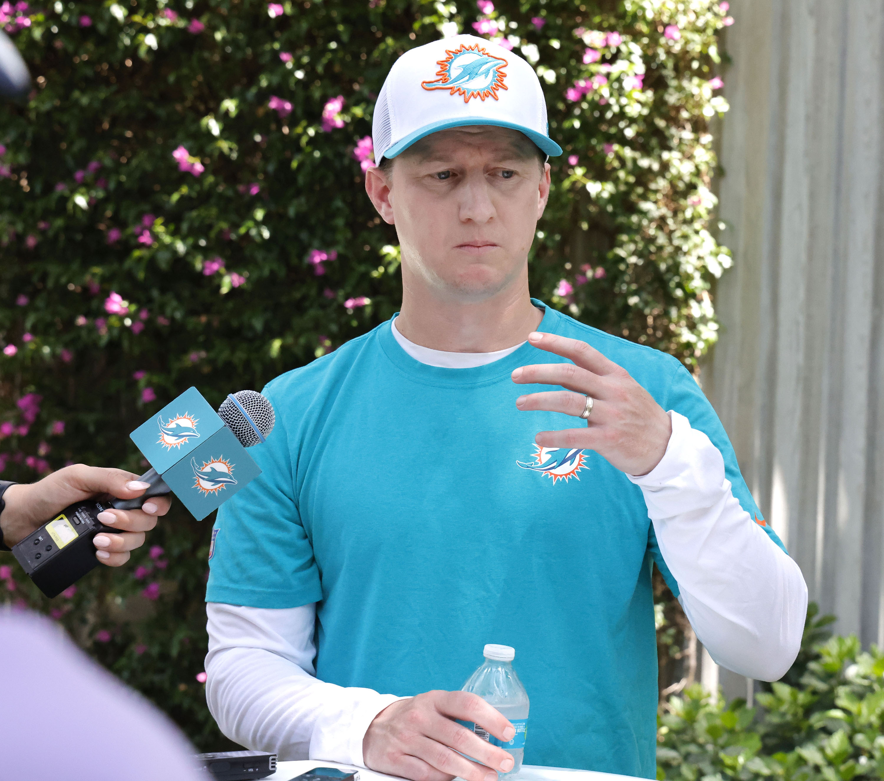 Dolphins coach Jeff Hafley on Bobby Slowik: 'I love what he does'