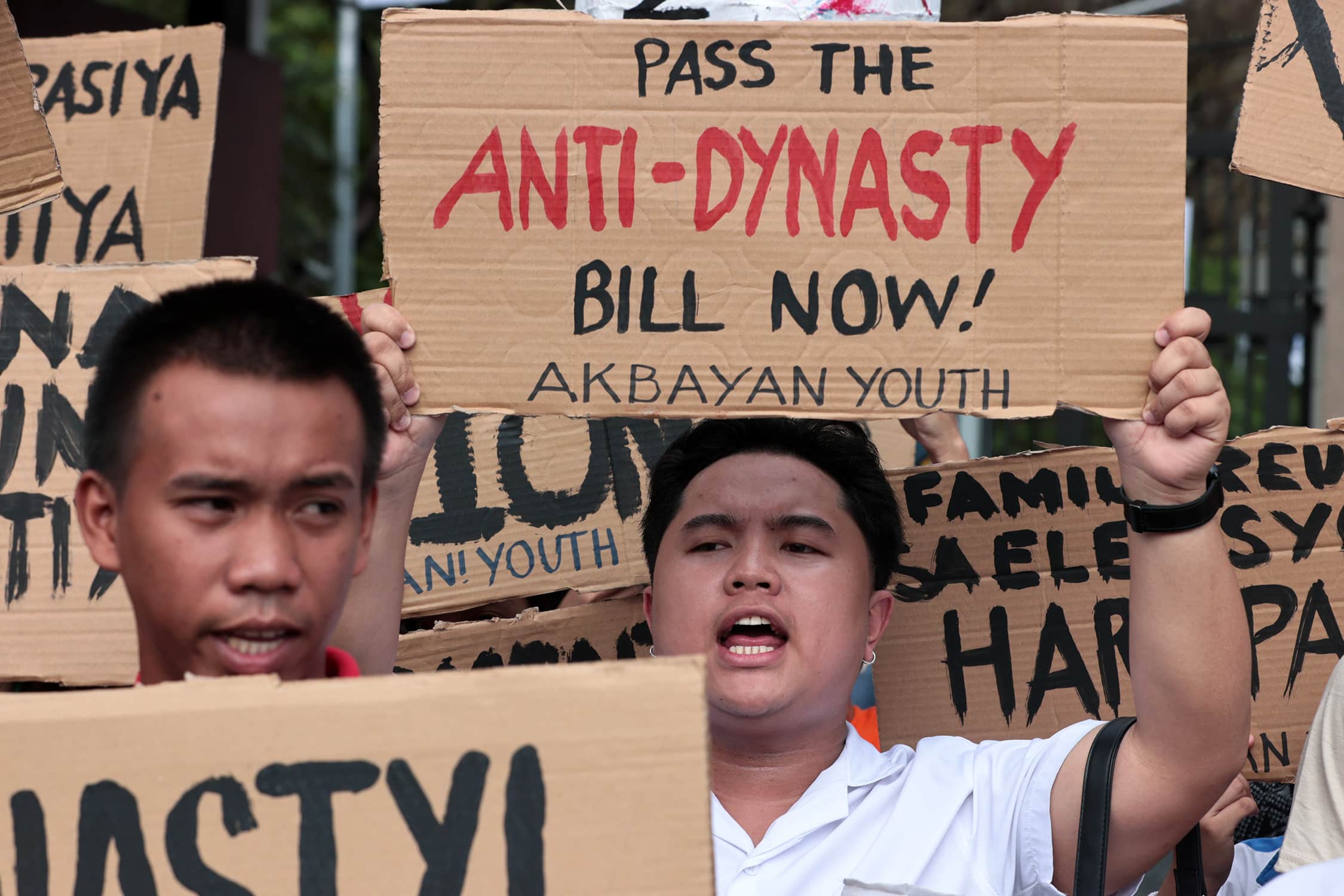 From ‘lolo’ to ‘apo’? How far should dynasty ban go