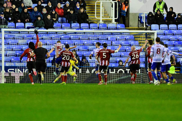 Reading 2 Exeter City 2 - Stoppage-time goal extends Grecians unbeaten ...