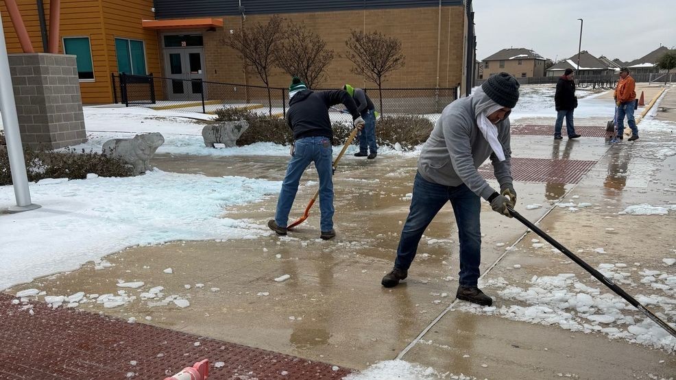Central Texas schools to reopen Wednesday after weekend storm
