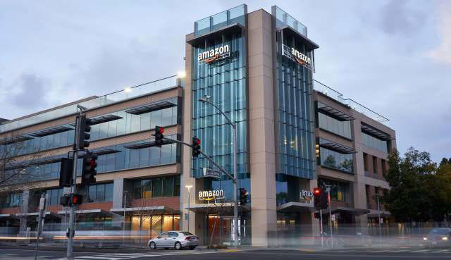 Amazon employees take jab at Jeff Bezos' strange rule amid incoming ...