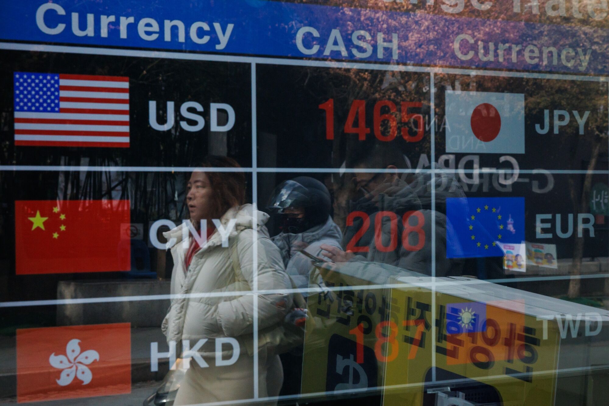 Asian FX to benefit most from Trump on dollar, strategists say