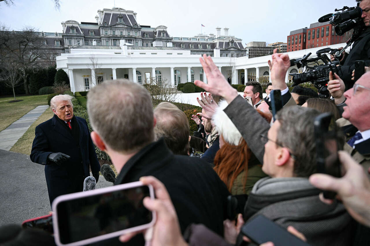 Opinion: Democrats push 25th Amendment after Trump’s erratic behavior