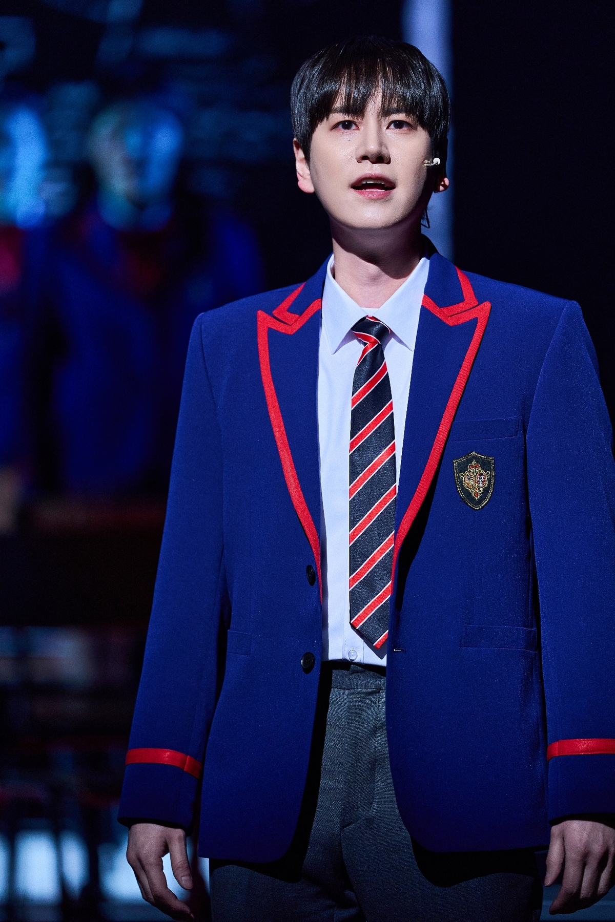 Kyuhyun perfectly transforms into Light in 'Death Note'... successfully ...