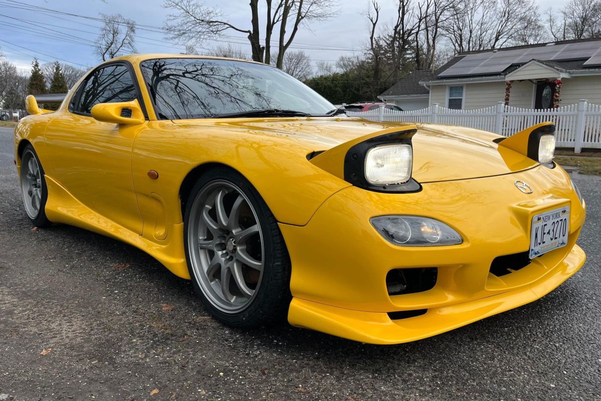 This Mazda RX-7 failed to sell at $40,500 — the JDM bubble isn’t ...