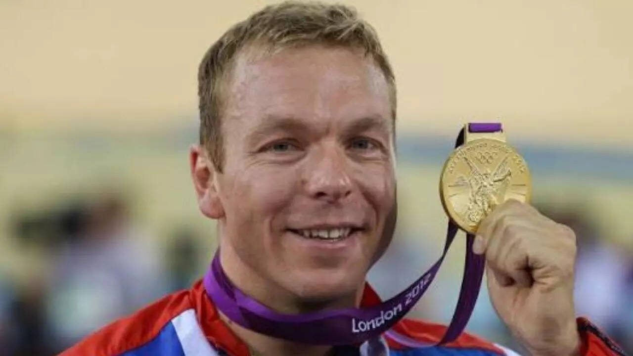 Olympic legend Sir Chris Hoy shows 12-week fight back after worst crash ...