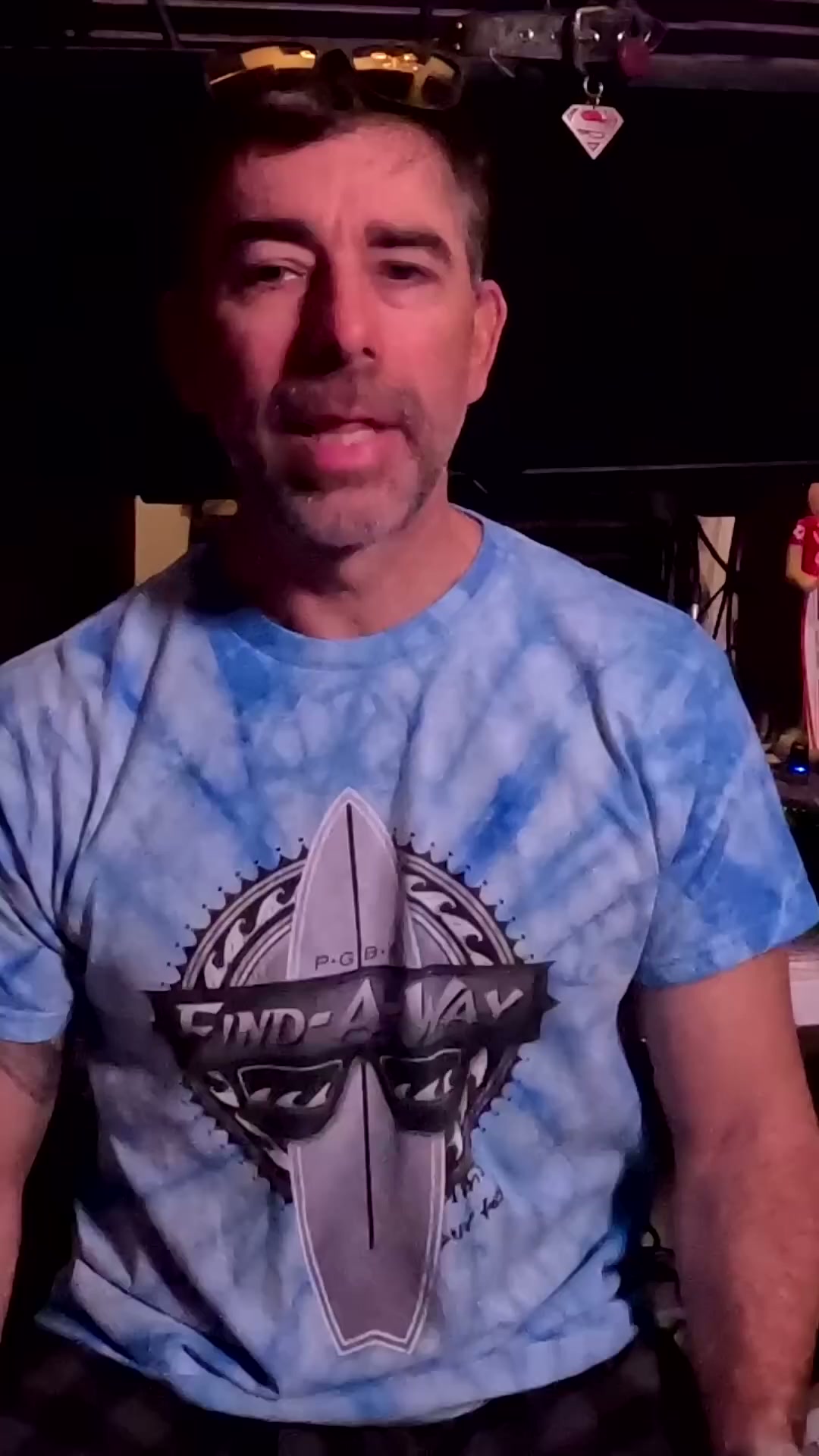 Use your fancy working eyes to read this