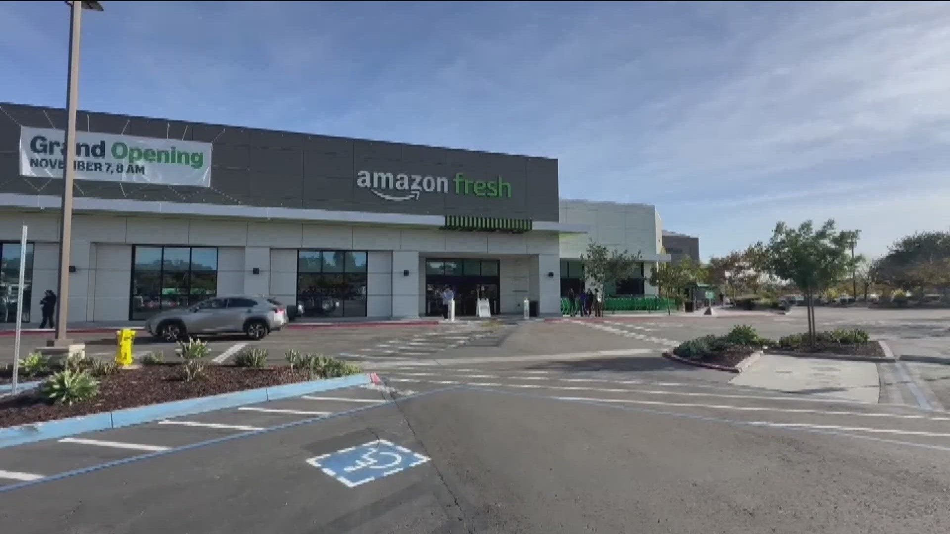 Amazon Fresh, Amazon Go stores close including one in San Diego County