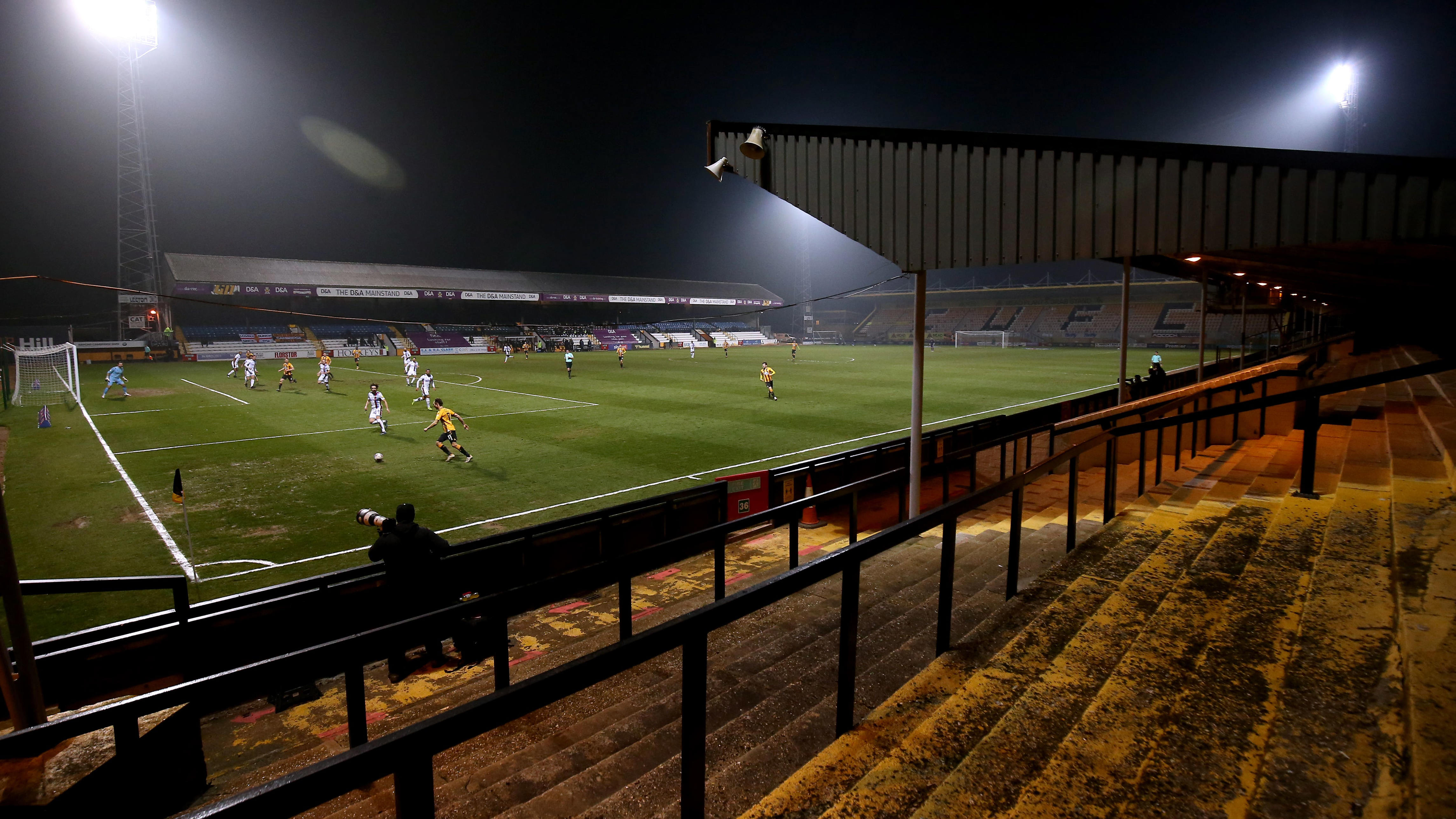 Ben Knight nets late penalty as Cambridge edge Shrewsbury to move into ...