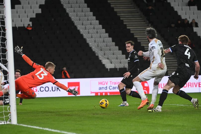 'Incompetent' - Steve Evans fumes at referee after Callum Paterson ...