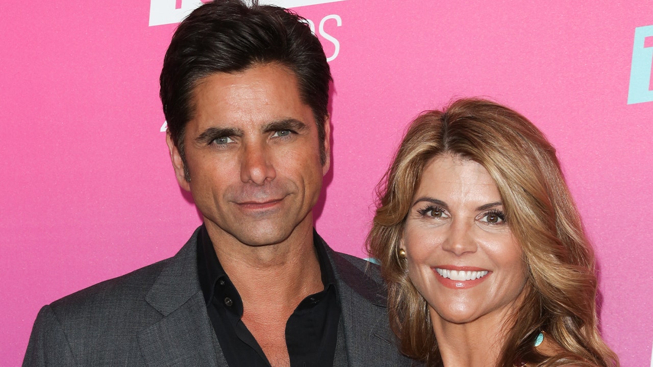 John Stamos breaks political silence, calls ICE operations 'cruel ...