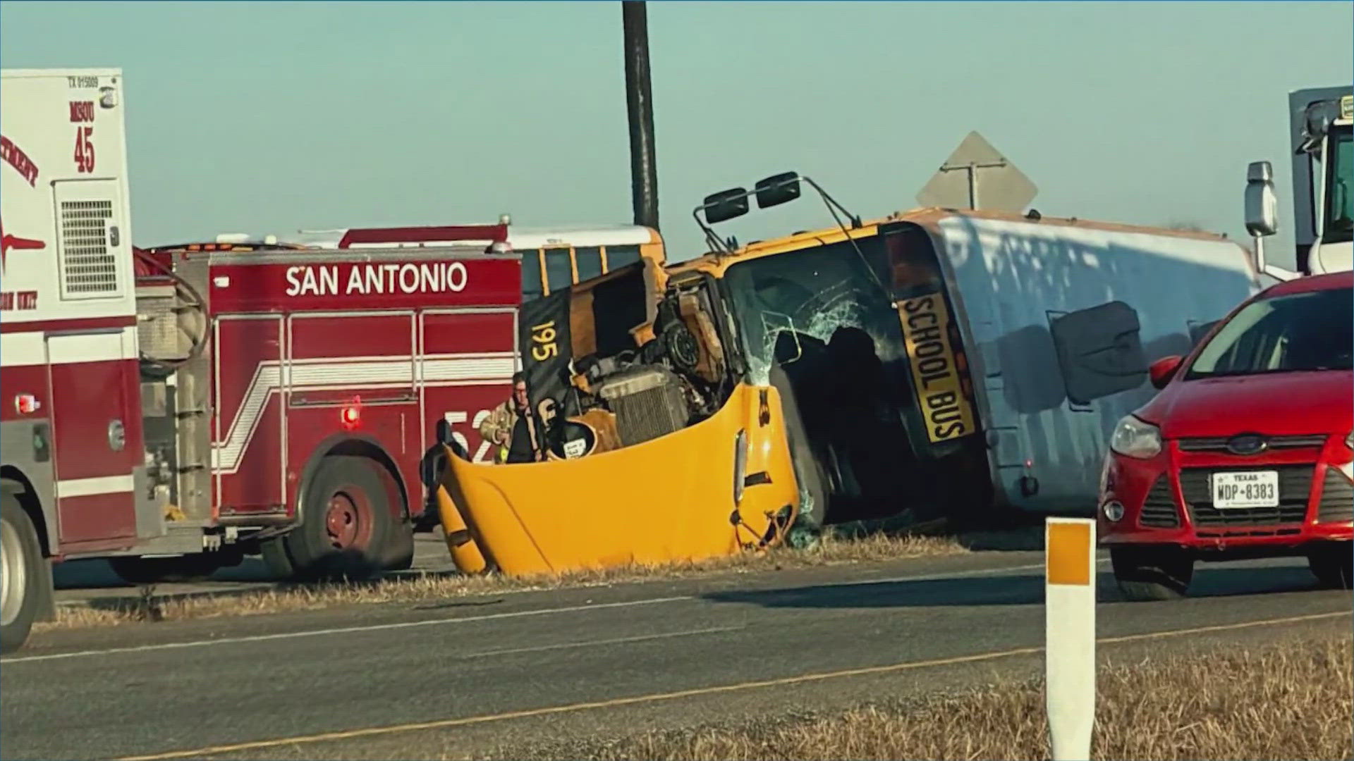 6 hospitalized in San Antonio school bus crash