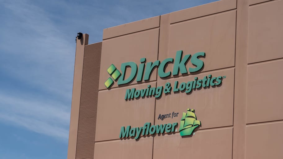 Local Phoenix moving company steps up to the plate in supporting Sun ...