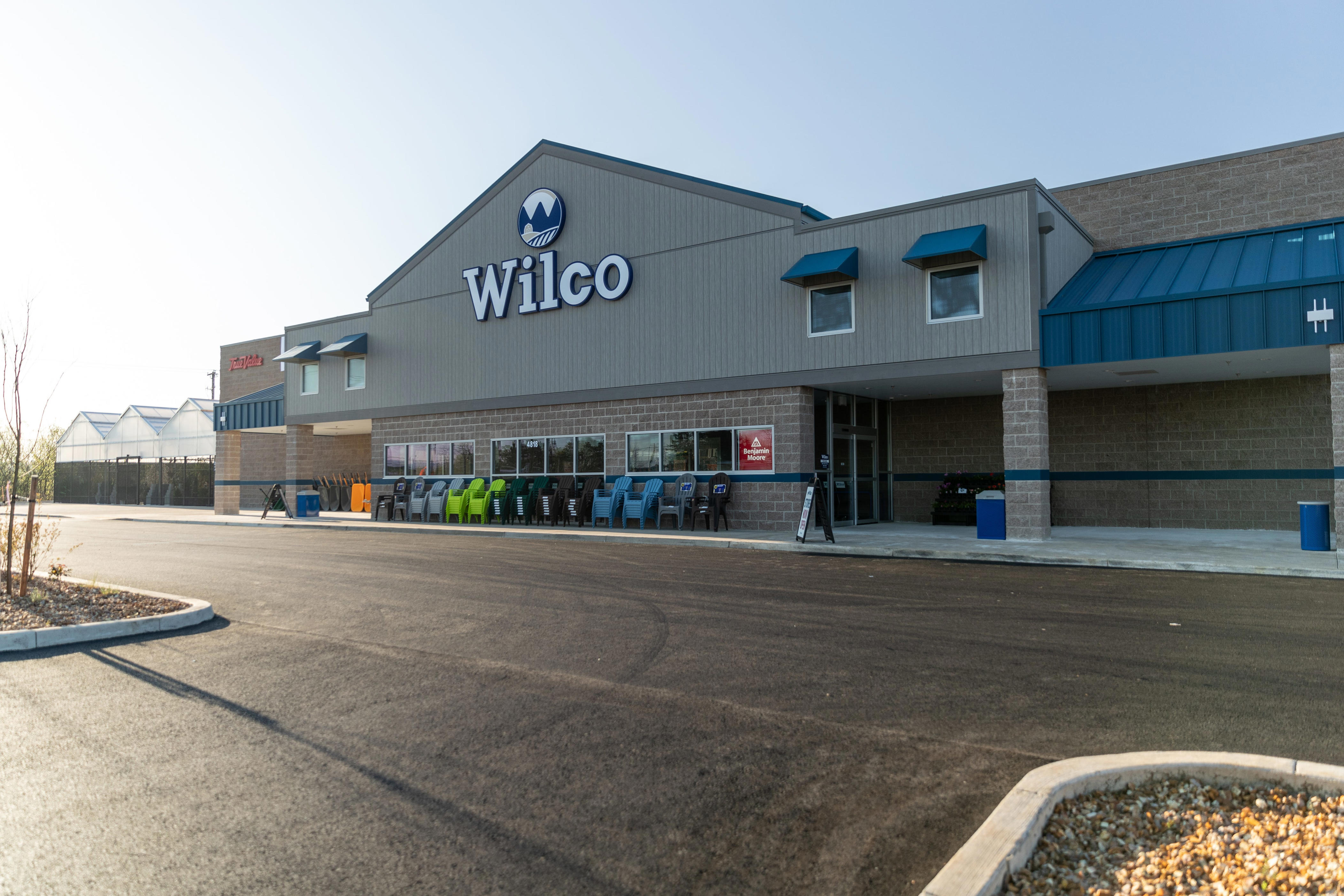What is that new farm store opening in Keizer?