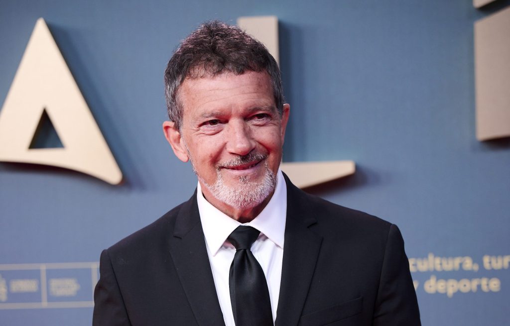 Antonio Banderas joins Rosario Dawson, Scott Eastwood & Susan Sarandon ...