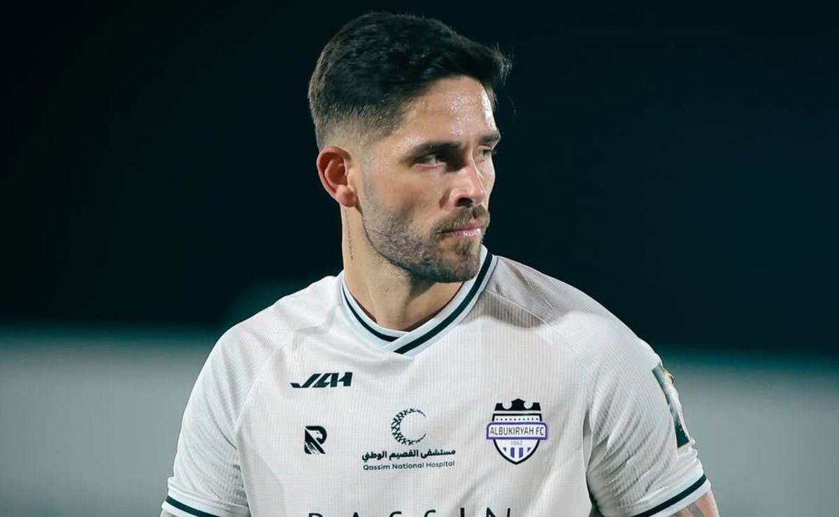 Mientras en Alajuelense ganaba 14 mil dólares al mes, Jonathan Moya ...