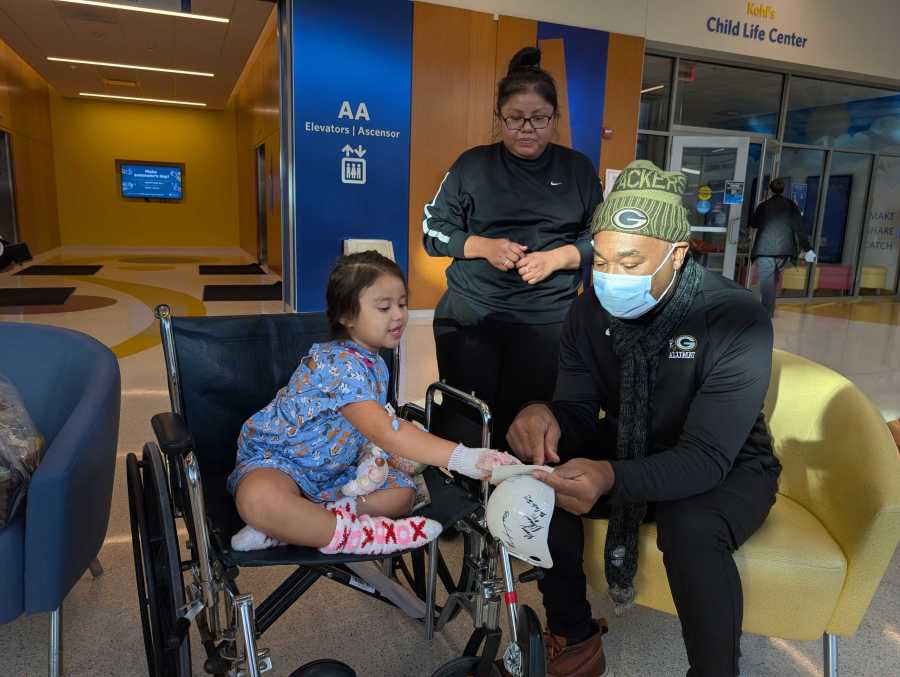 Packer alumni deliver 'Super Baskets of Hope' to families at Children's ...