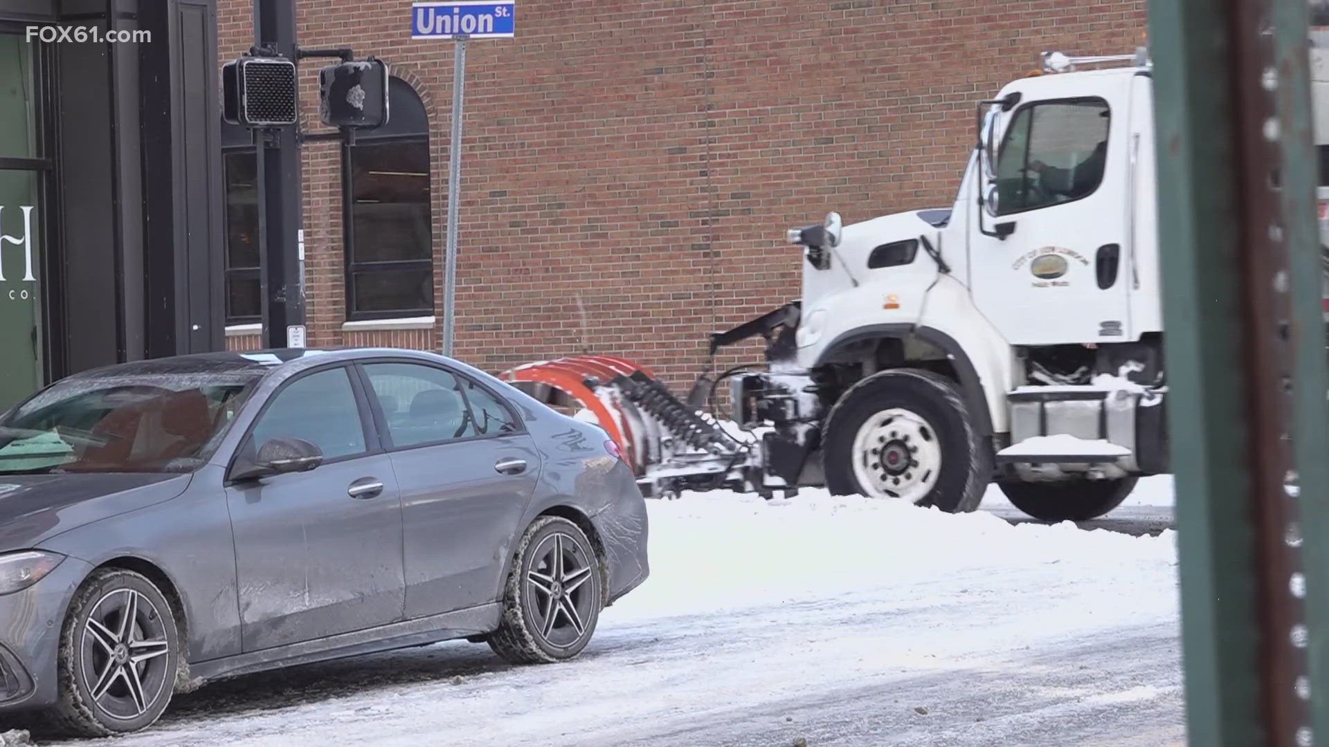 Cleanup efforts continue in New London after major snowstorm