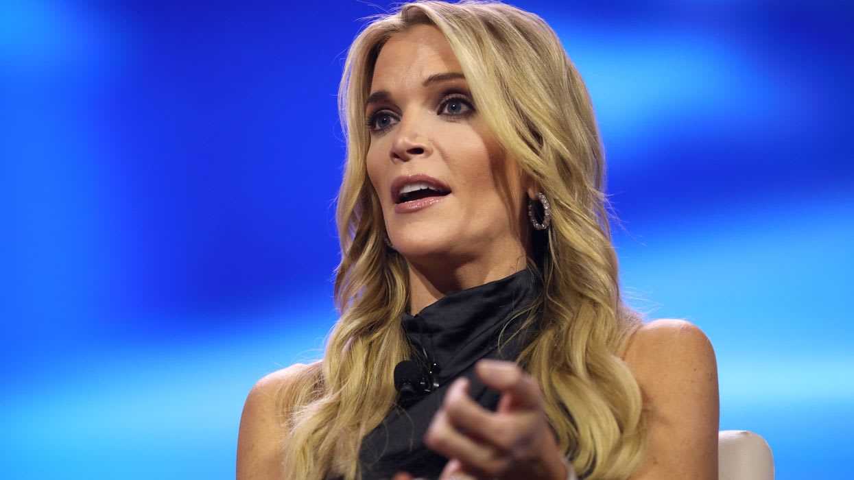 'Bloodthirsty' MAGA commentators 'revolt' over Trump backing down in ...