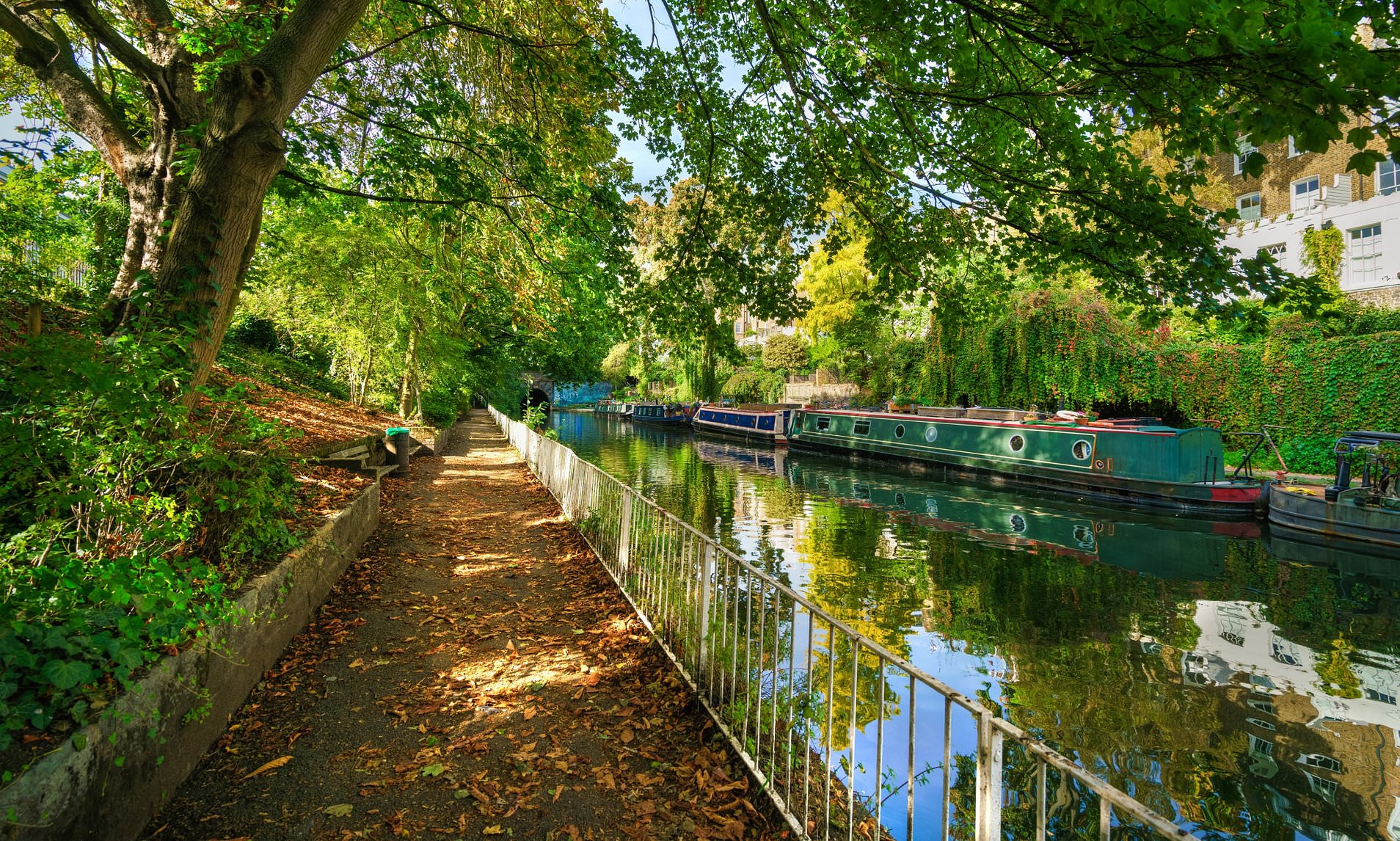 As London's named one of the world's best destinations, the Daily Mail ...