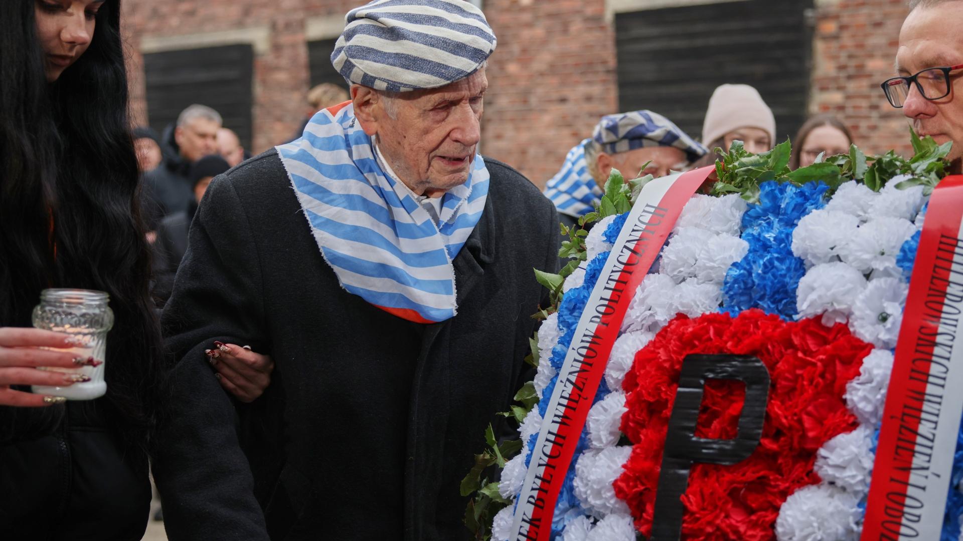 Holocaust survivors commemorate anniversary of liberation of Auschwitz ...