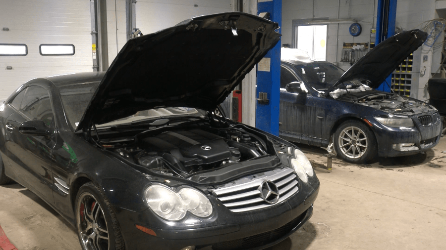 Erie mechanic offers tips to avoid cold-related car troubles, battery ...
