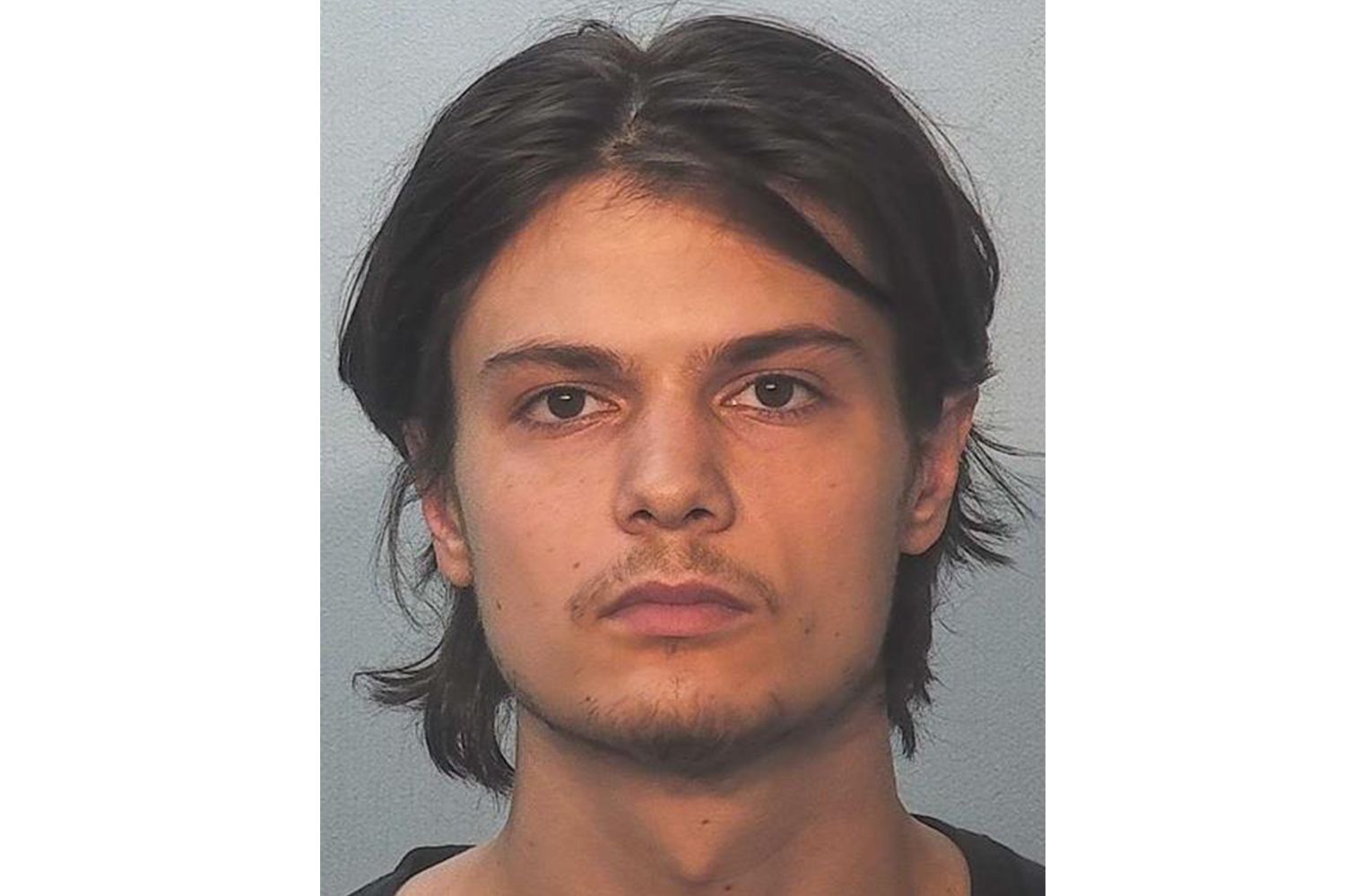 Man fatally shot over gold coins that killer later tried to exchange at ...