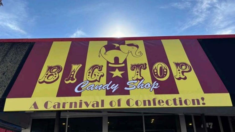 Big Top Candy Shop opens new Hyde Park location