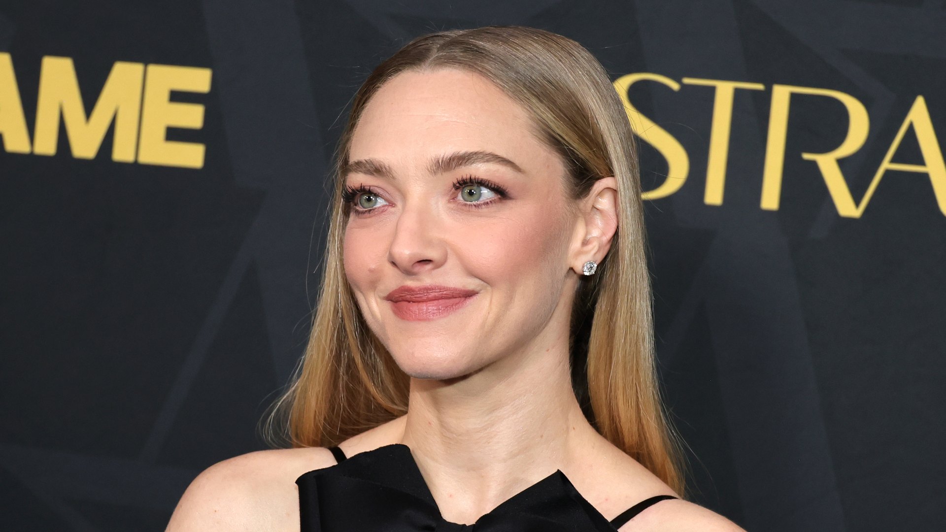 What's Amanda Seyfried's secret to perfectly pink, plump lips? This $35 ...