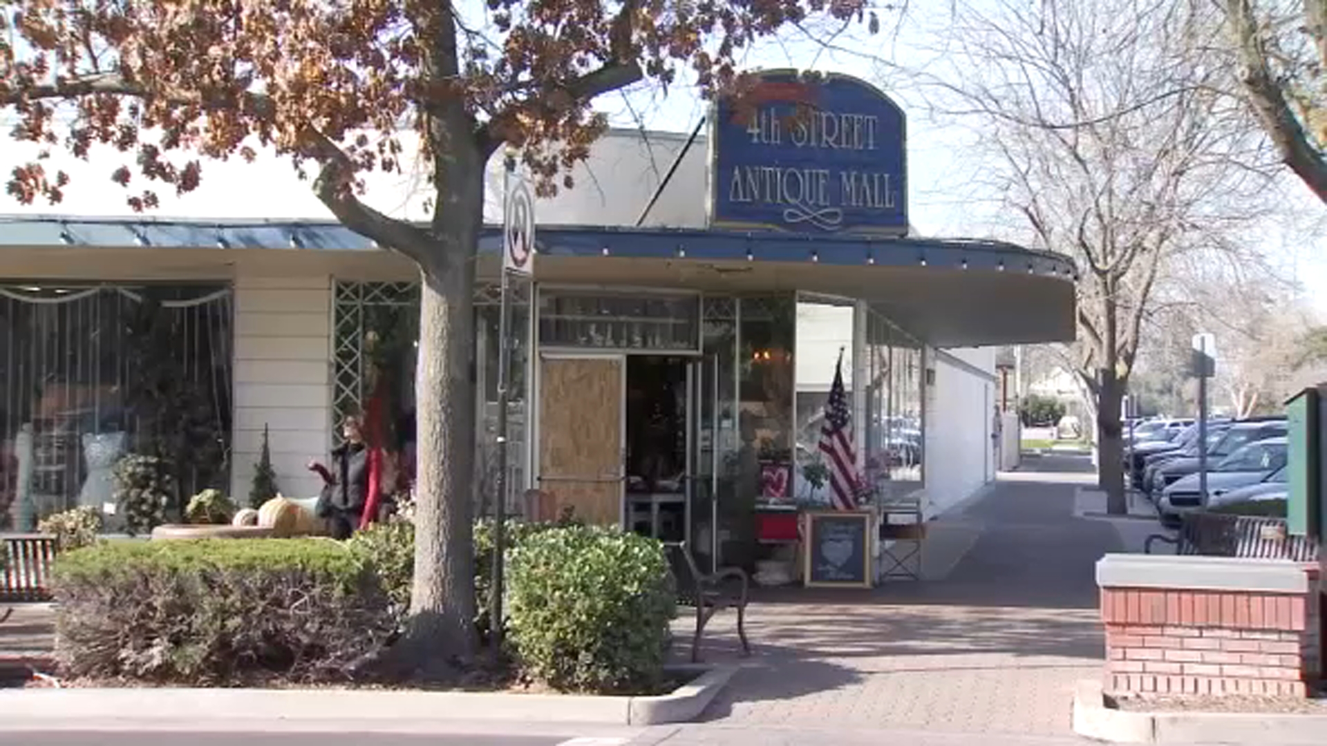 Old Town Clovis antique store burglarized, thief got away on e-bike