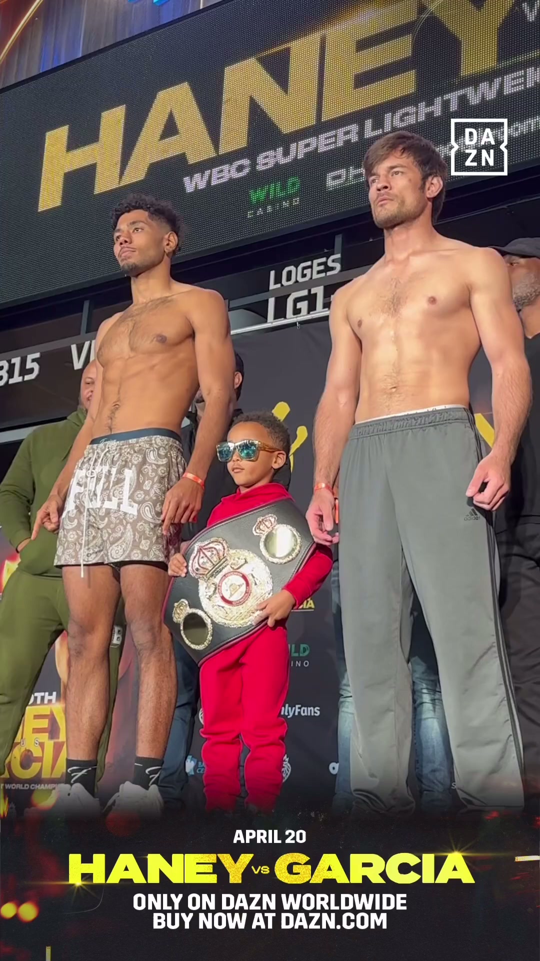 Darius Fulghum vs. Cristian Olivas face-off