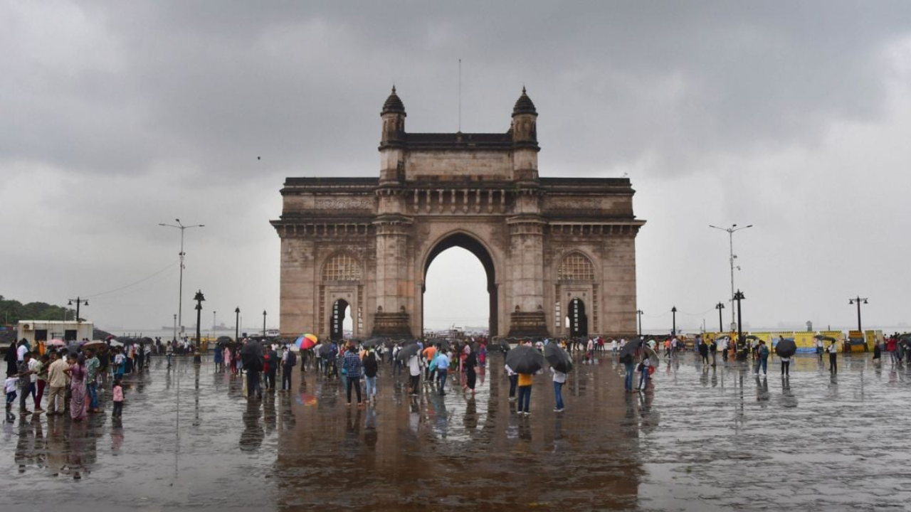Mumbai weather update: Rain on the radar, air still a worry; IMD issues ...