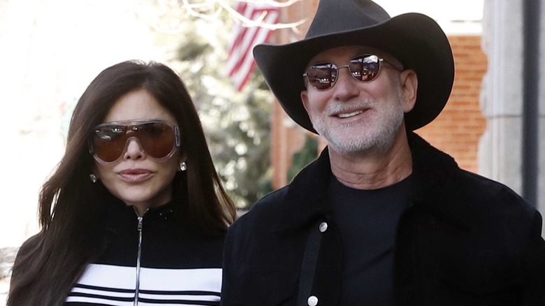 Lauren Sánchez & husband Jeff Bezos live such a lavish life