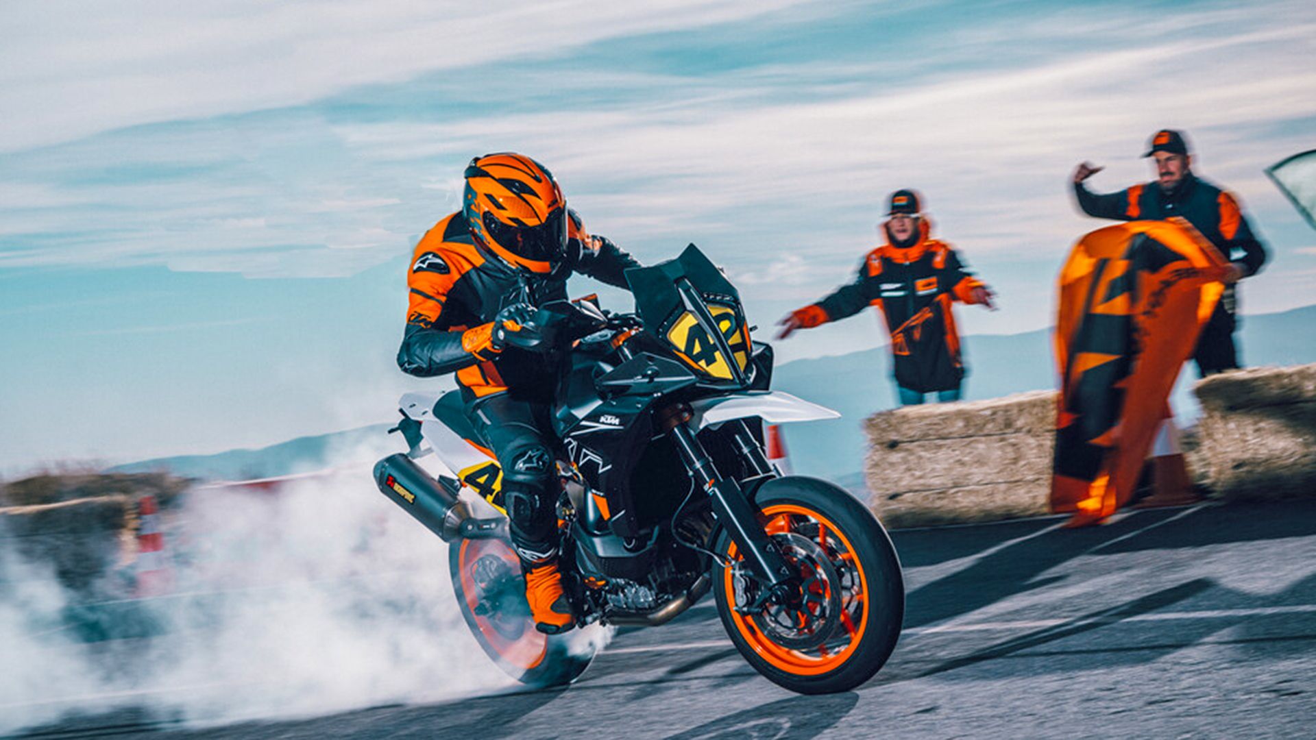 A touring bike that feels relaxed, refined, and surprisingly fun