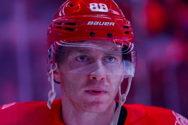 Patrick Kane ties Mike Modano's US-born NHL mark of 1,374 points