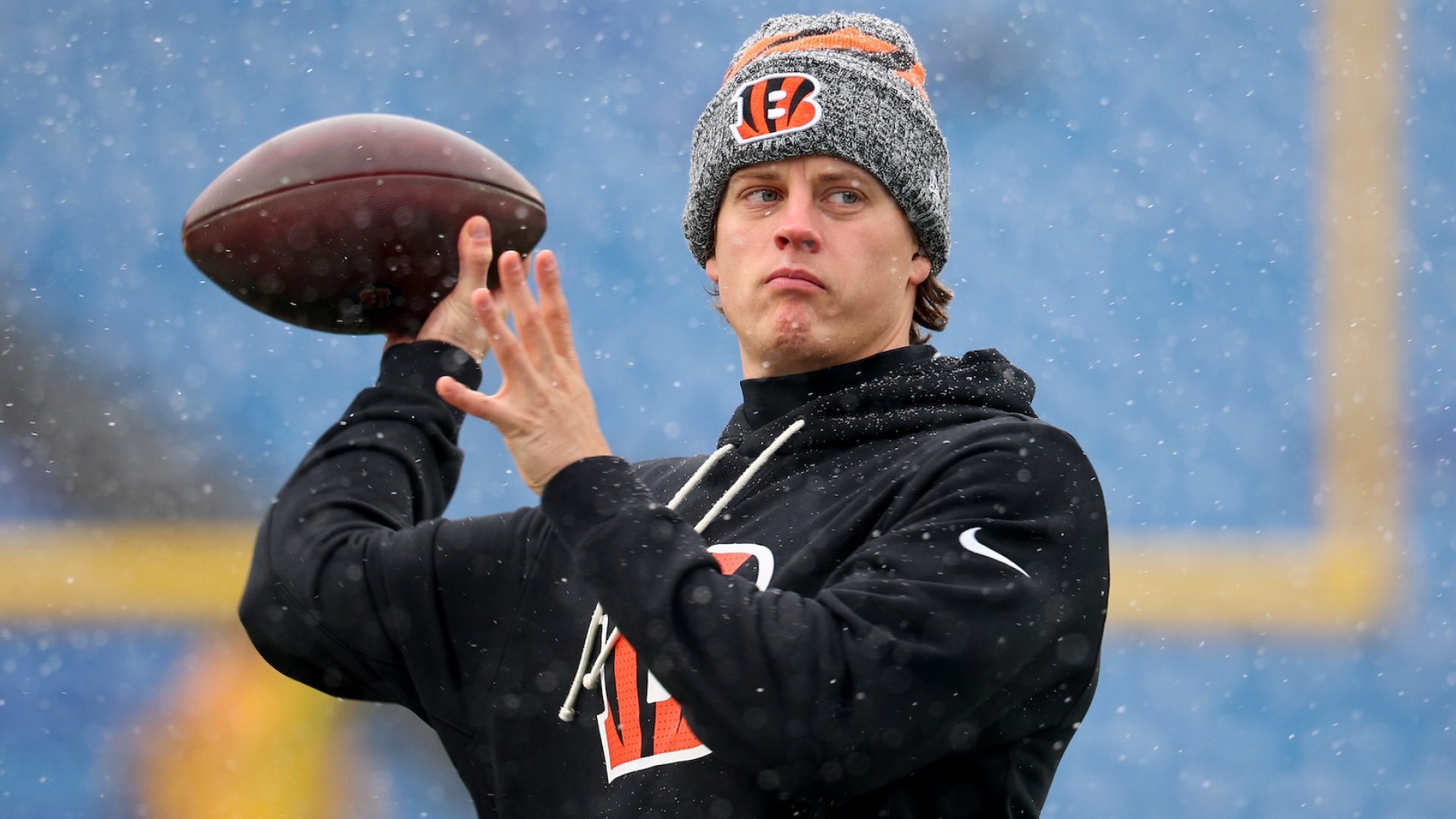Bengals QB Joe Burrow proves he's a true piano maestro amid crucial ...