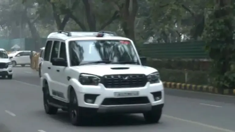 Home Minister Amit Shah departs for Baramati after Maharashtra Dy CM ...