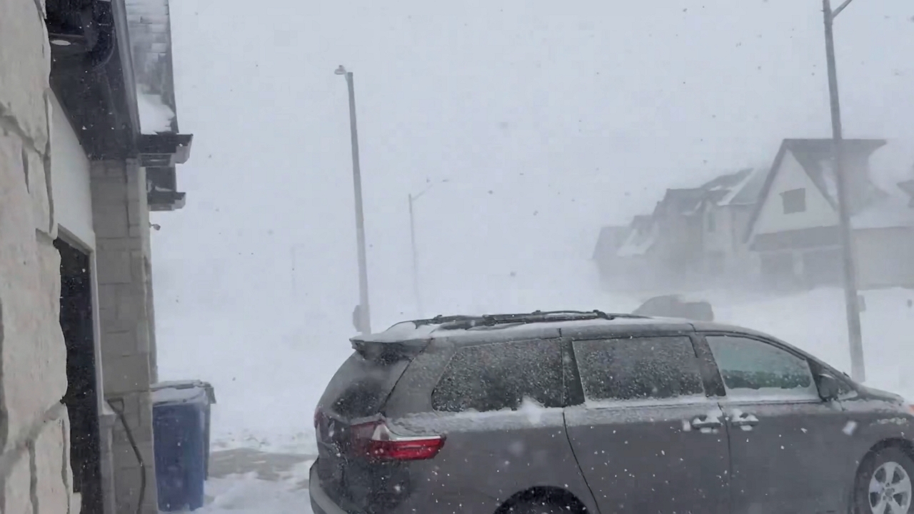 Sudden snow squall hits Amherstburg streets in Ontario, Canada