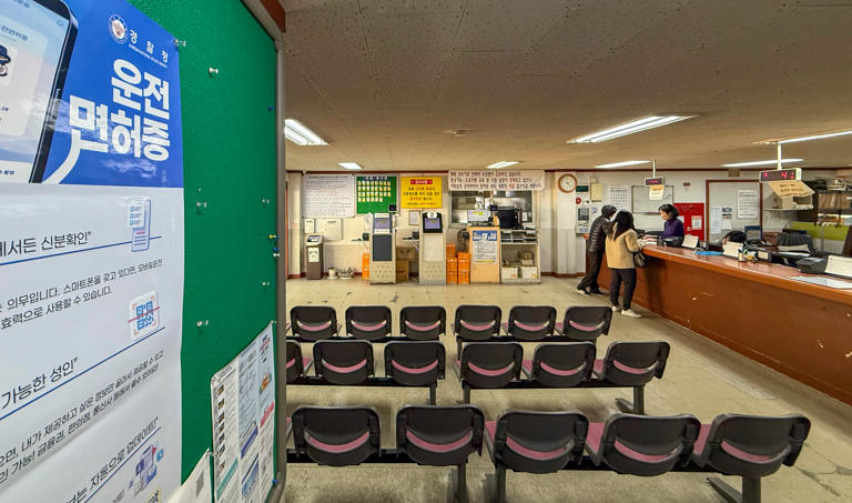 Seoul vehicle registrations decline for third year