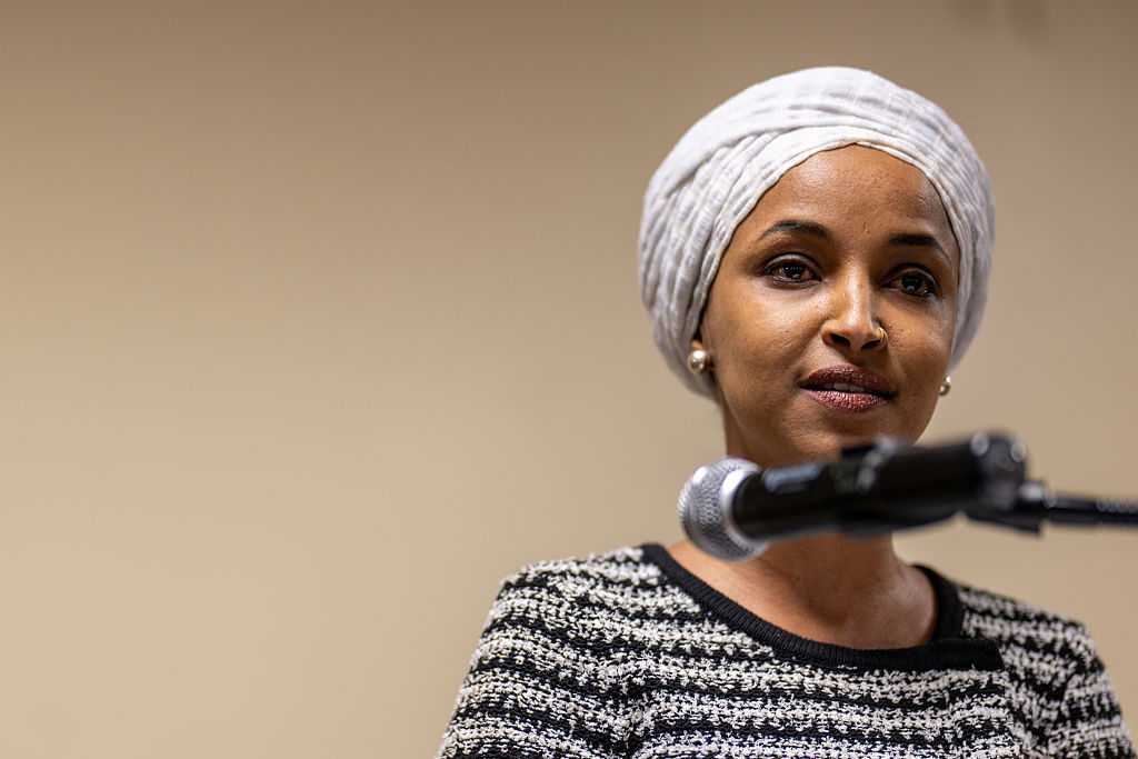 Man arrested after spraying unknown substance on Rep. Ilhan Omar at ...