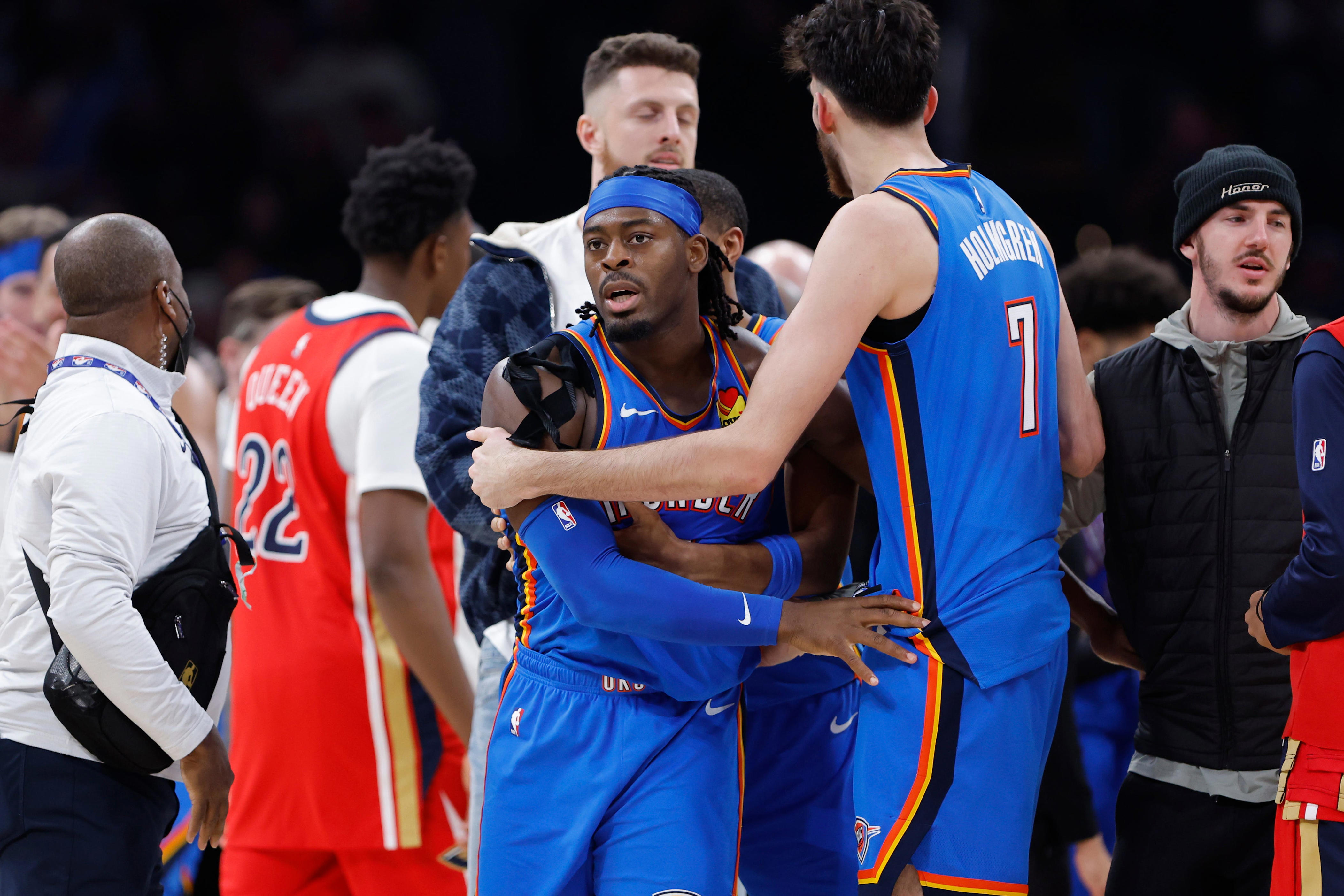 Photos: Best images from Thunder's 104-95 win over Pelicans