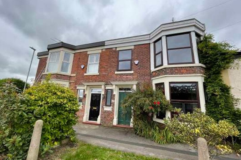 New riverside café to open on ground floor of semi-detached house in ...